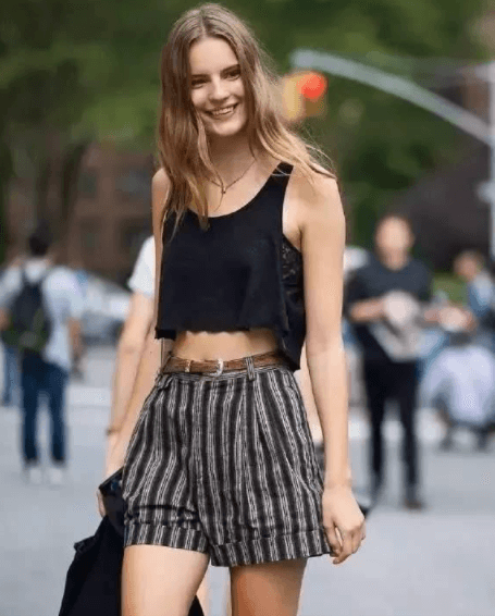 How To Match The Tops With Navel Exposed? - B.D.Seamless